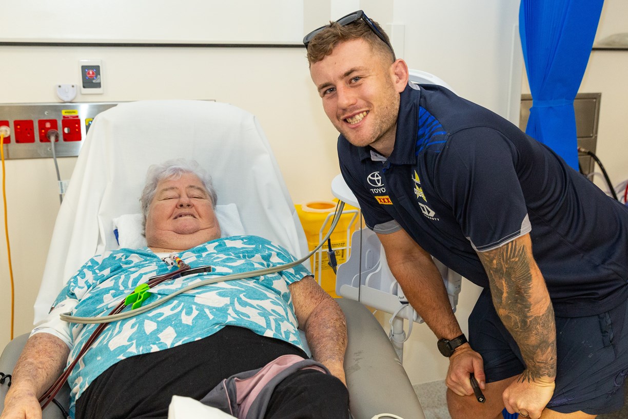 Sam's smiles for hospital patients | Cowboys