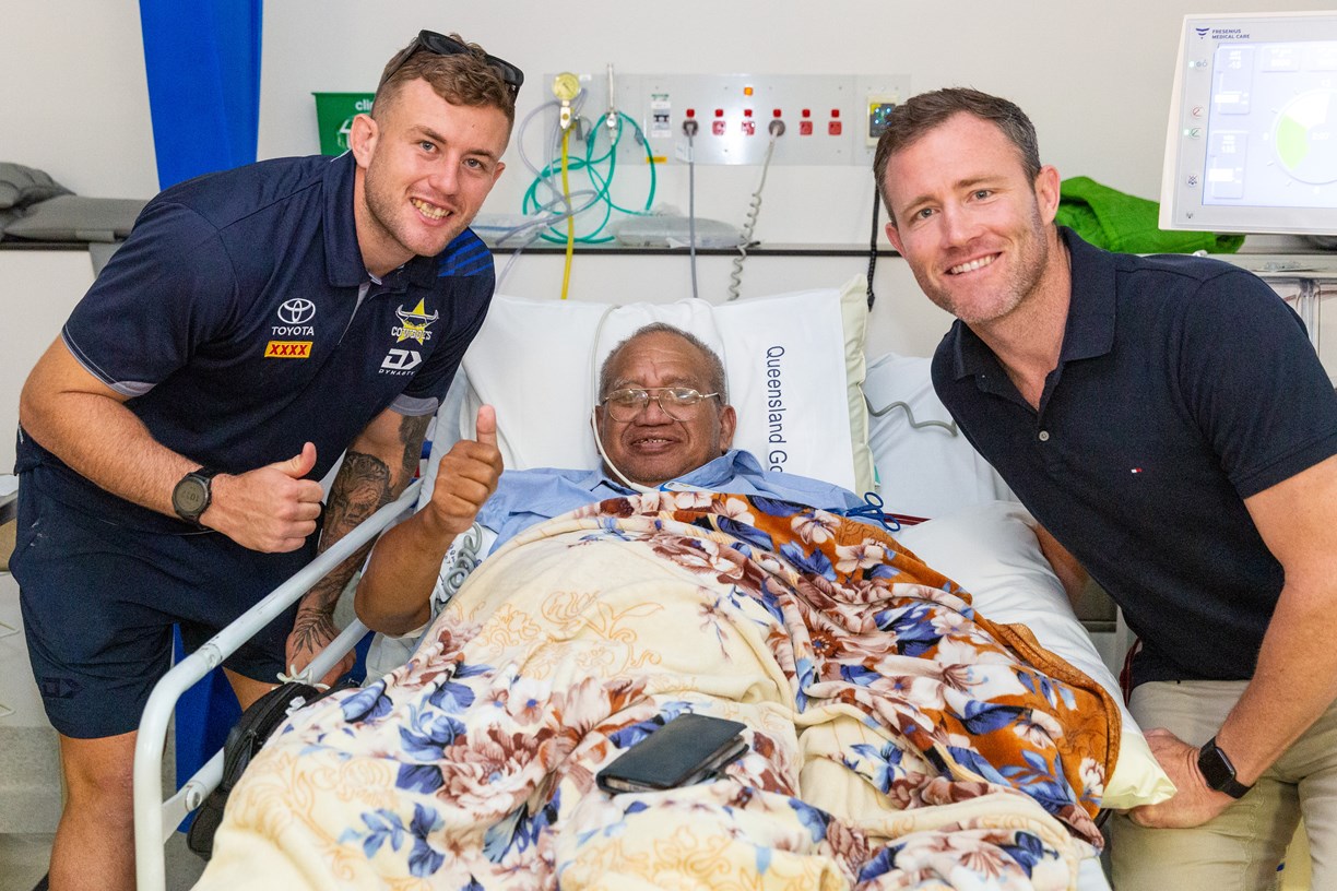 Sam's smiles for hospital patients | Cowboys