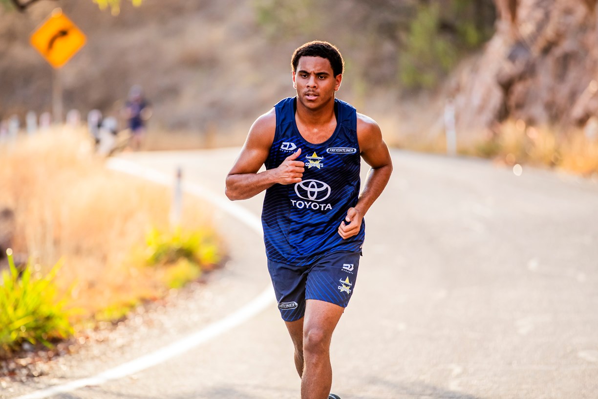 Young Guns end Week 1 with Castle Hill run | Cowboys