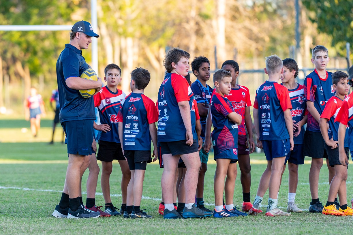 Burdekin Roosters rub shoulders with Cowboys at junior clinic | Cowboys