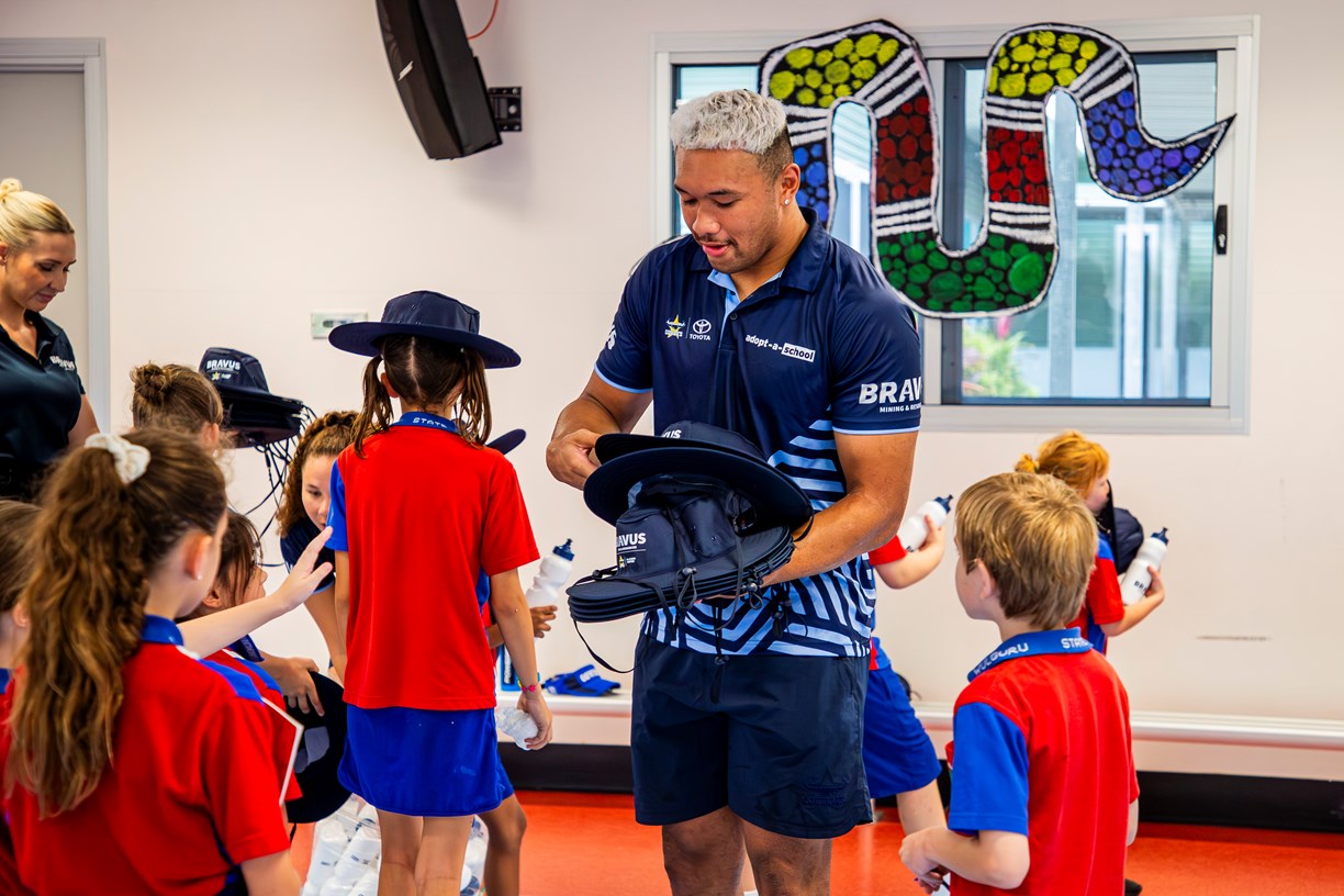 Kuli's celebration at Wulguru | Cowboys