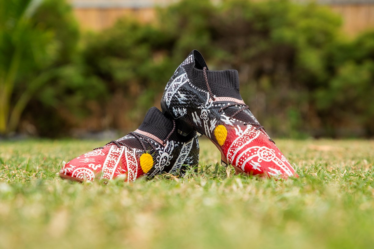 Gallery: Cowboys receive their NRL Indigenous Round boots | Cowboys