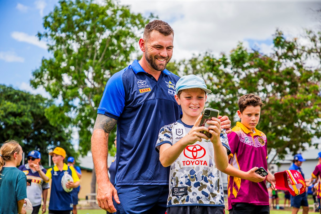 Gallery: Cowboys footy clinic in Charters Towers | Cowboys