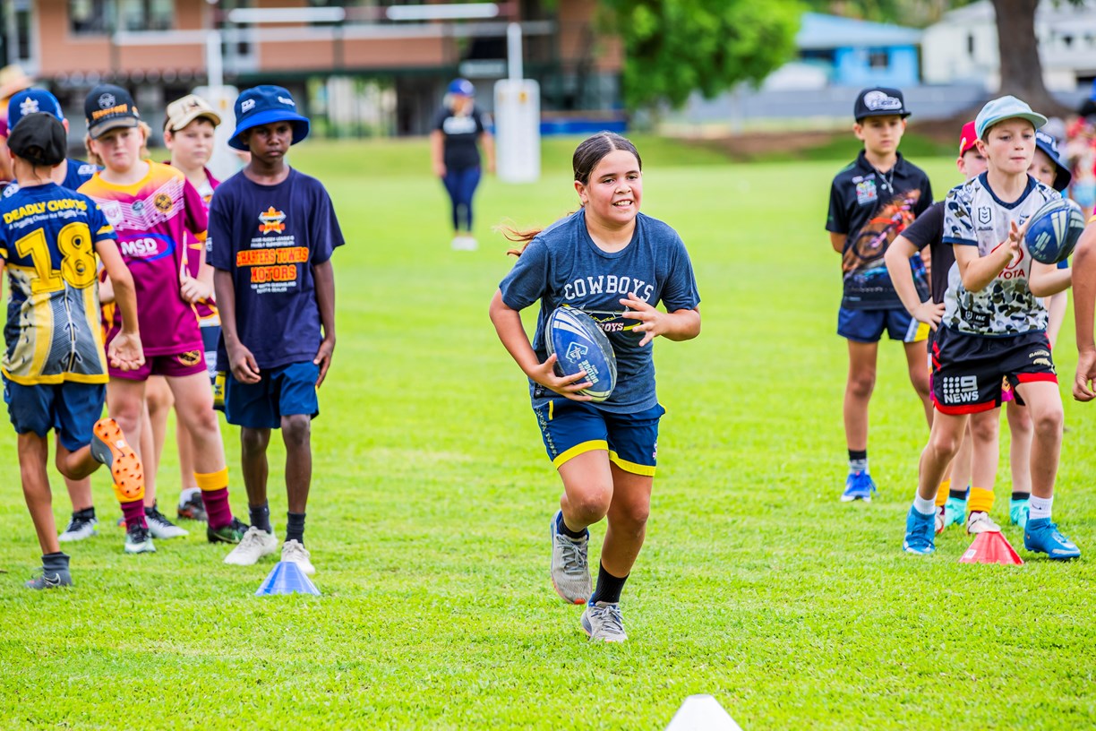 Gallery: Cowboys footy clinic in Charters Towers | Cowboys