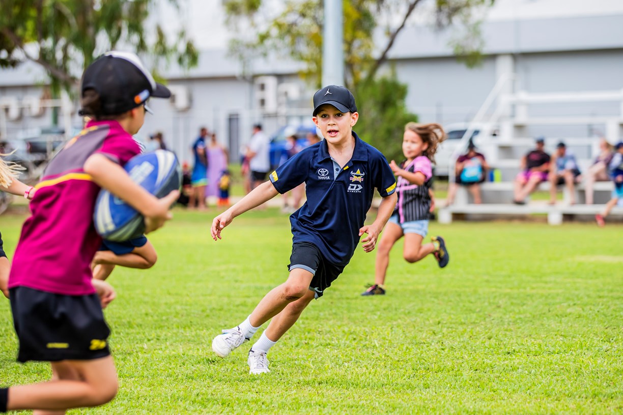 Gallery: Cowboys footy clinic in Charters Towers | Cowboys