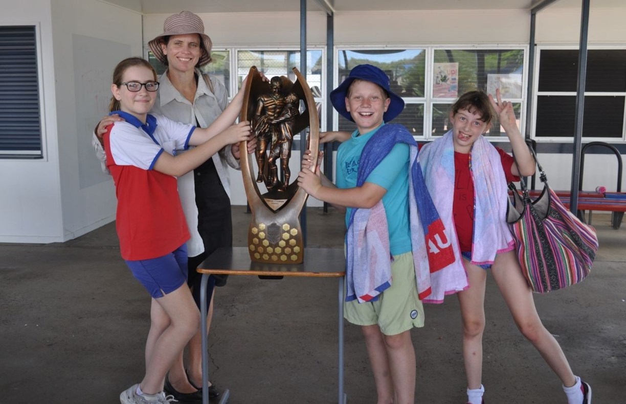 Trophy visit | Townsville schools | Cowboys