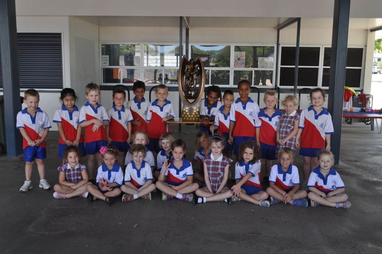 Trophy visit | Townsville schools | Cowboys
